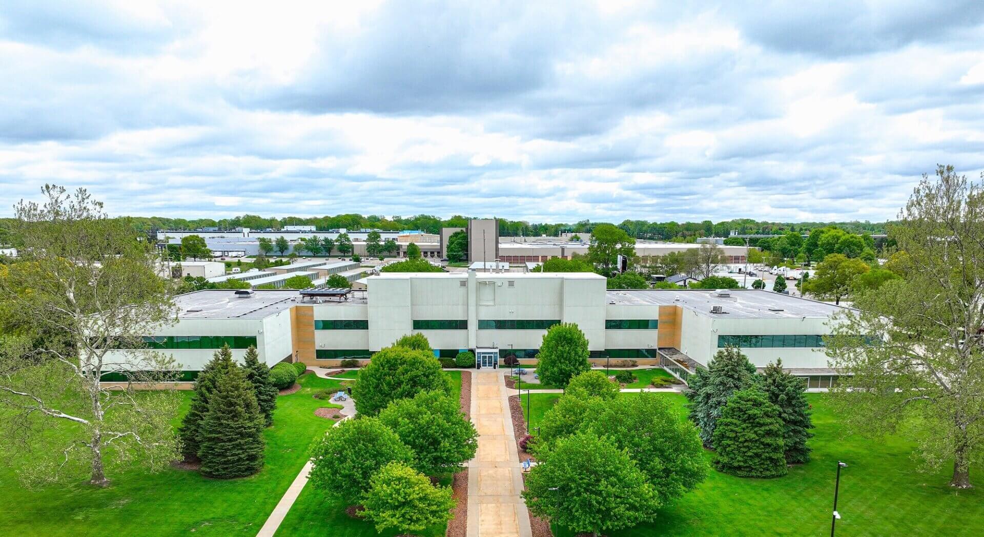 Ryan Stipp & Rich Deptula Sell ±102,000 SF Commercial Office Building ...
